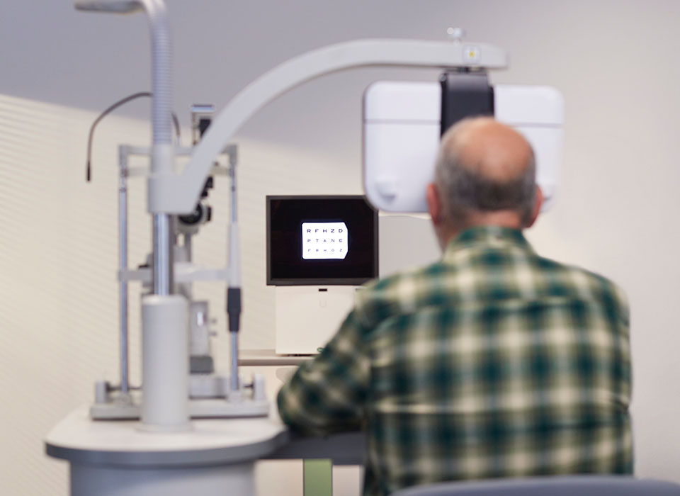 Book An Eye Test Specsavers UK