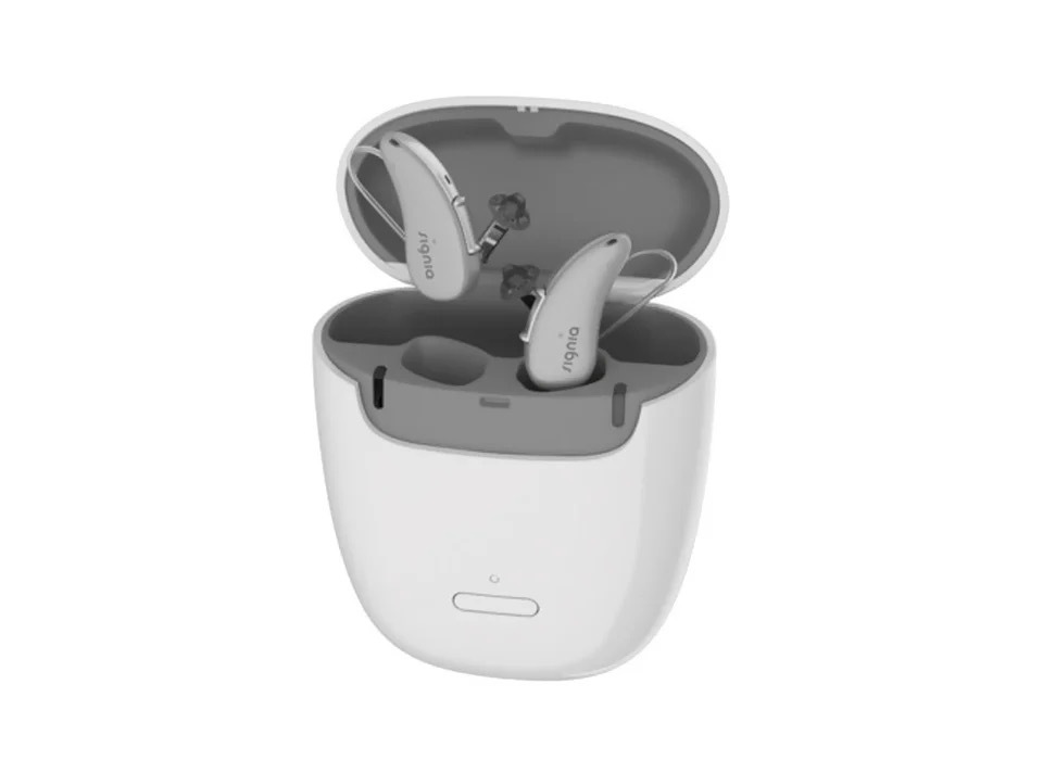 Signia hearing aids | Specsavers UK